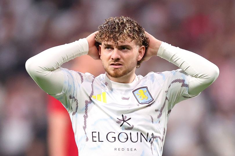 Liverpool just got perfect Harvey Elliott answer and Arne Slot has to ...