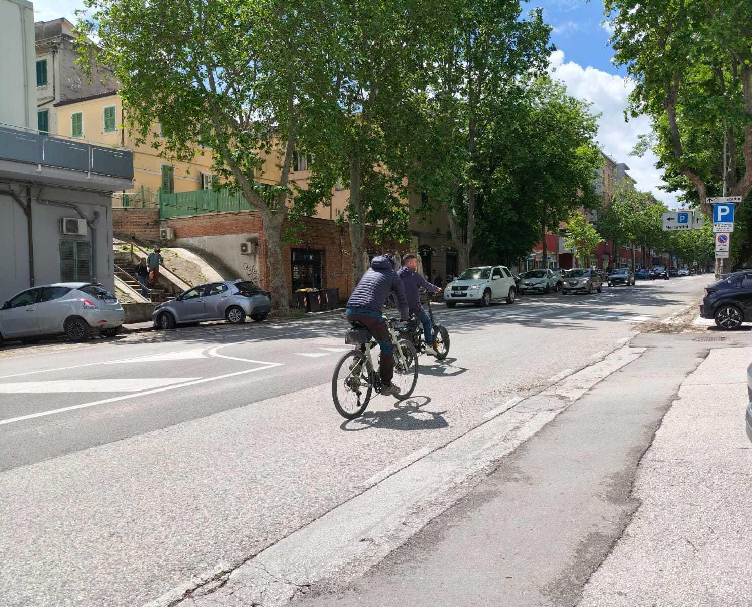 Viale, monta la protesta: anche un’assemblea