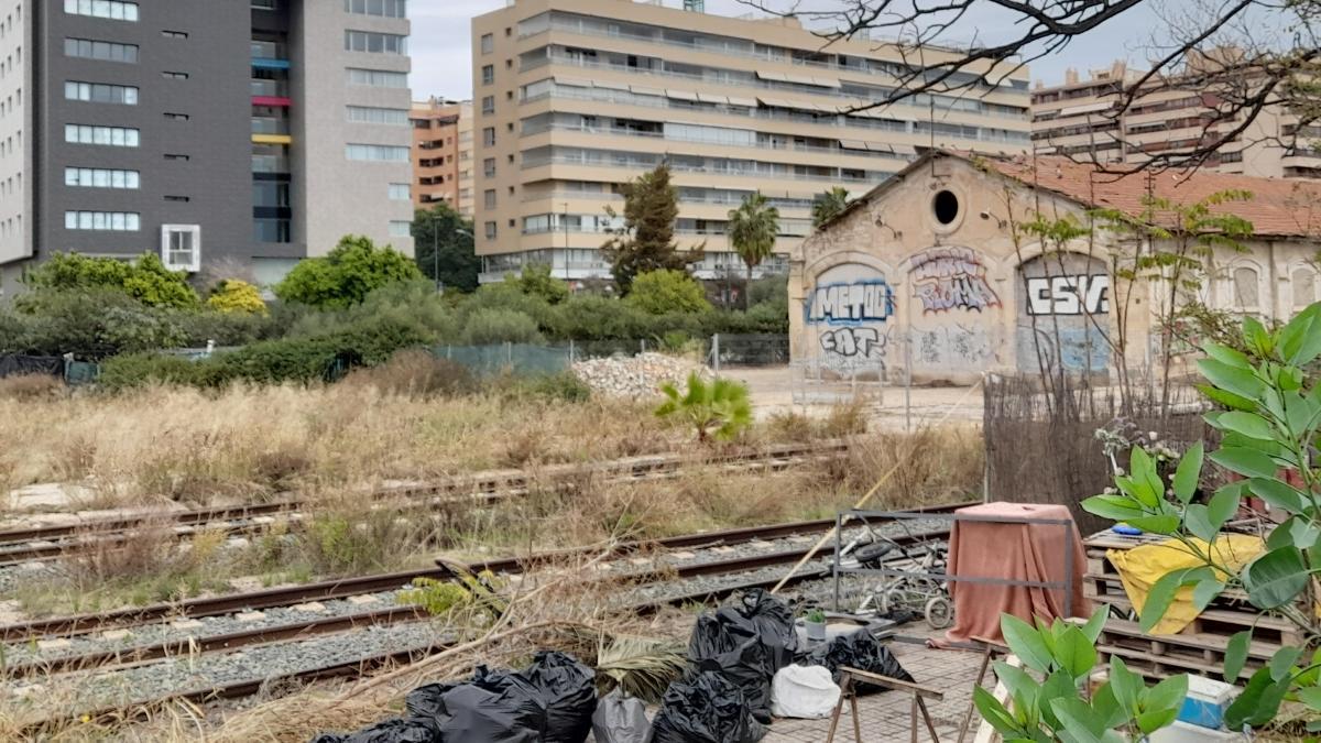 Vecinos del Parque del Mar de Alicante exigen saber las viviendas que ...