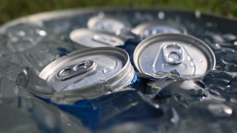 It takes just 10 minutes for warm beer to turn into a cold, refreshing ...