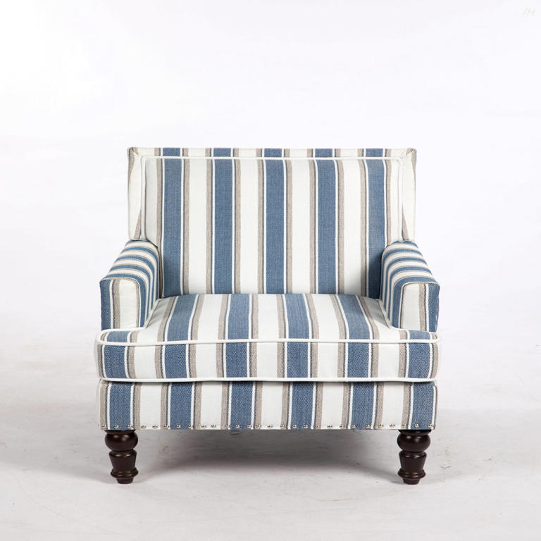 John Wayne used a bold accent chair to add personality to his '40s ...