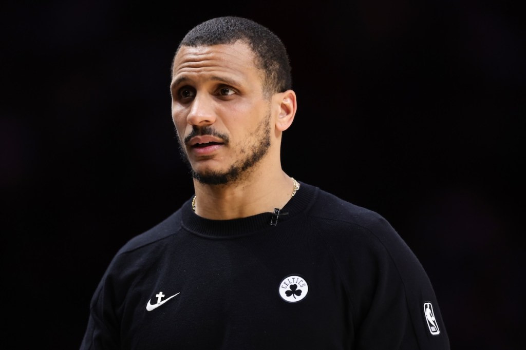 Celtics' Joe Mazzulla draws strong criticism for Coach of the Year win