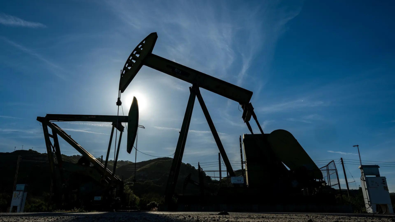 Oil prices today: Crude stays near $95 as markets watch fragile US-Iran ...