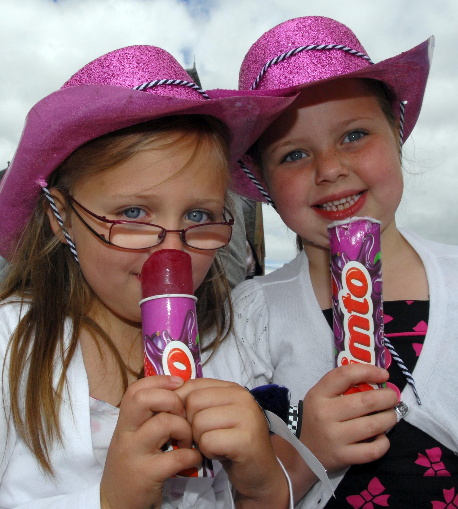 19 fabulous photos from Wigan's Infirmary's western-inspired Heartbeat ...