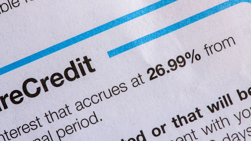 Borrower’s failed credit card consolidation sparks debate on risks