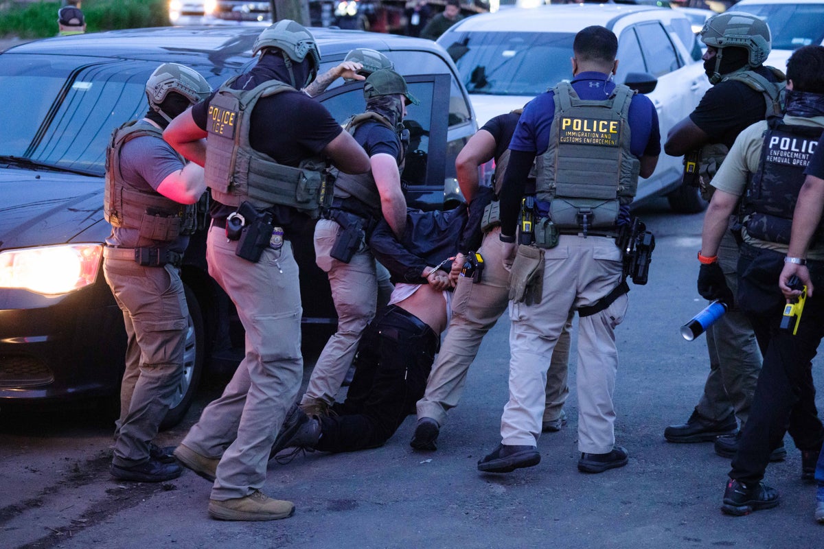 Protesters clash with ICE agents outside detention center