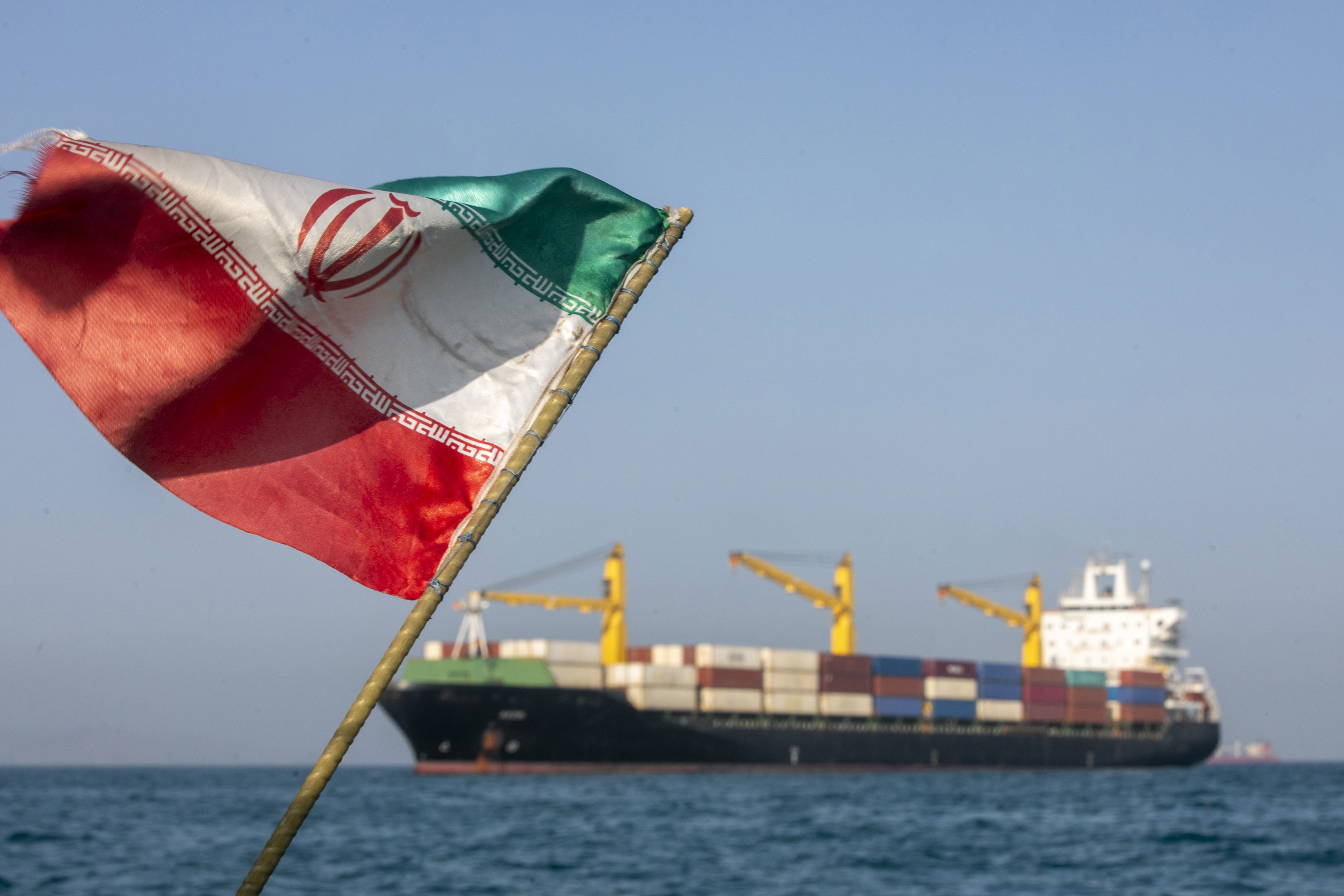 Deep suspicion of US lingers as Iran ponders agreement to end war