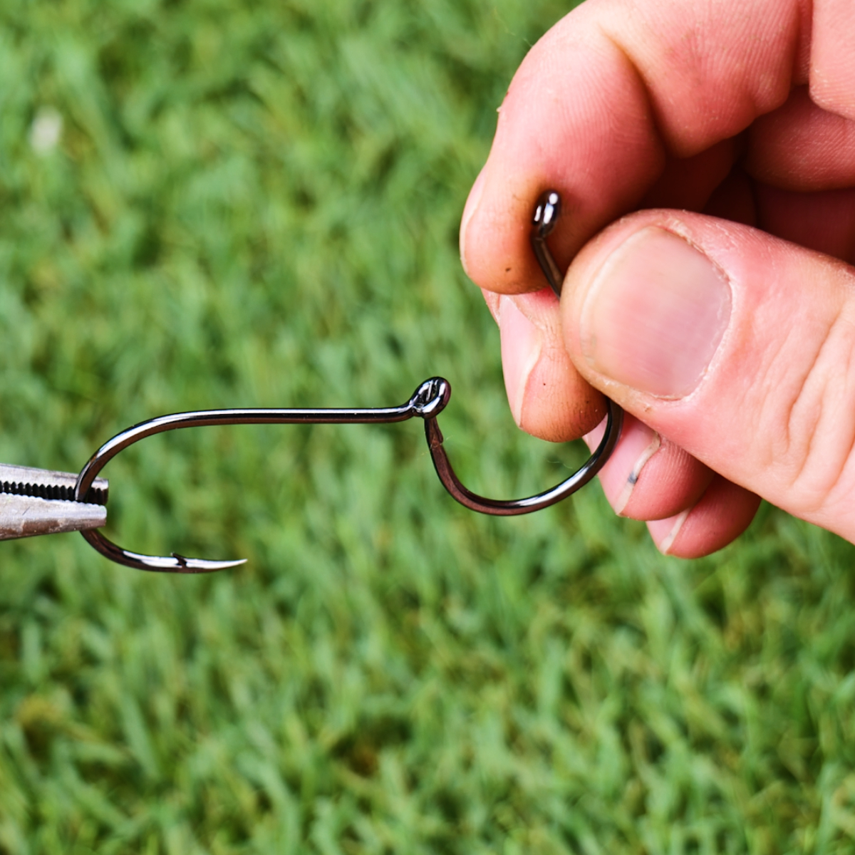 How to tie the perfect fishing hook