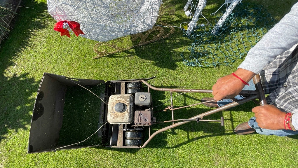 2026 electric lawn mowers boost power and runtime