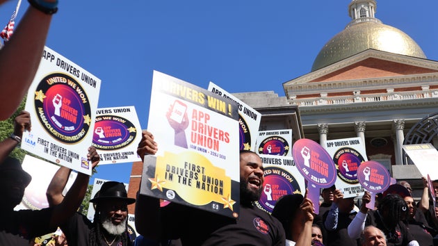 Massachusetts Uber and Lyft drivers hail first certified union for ...