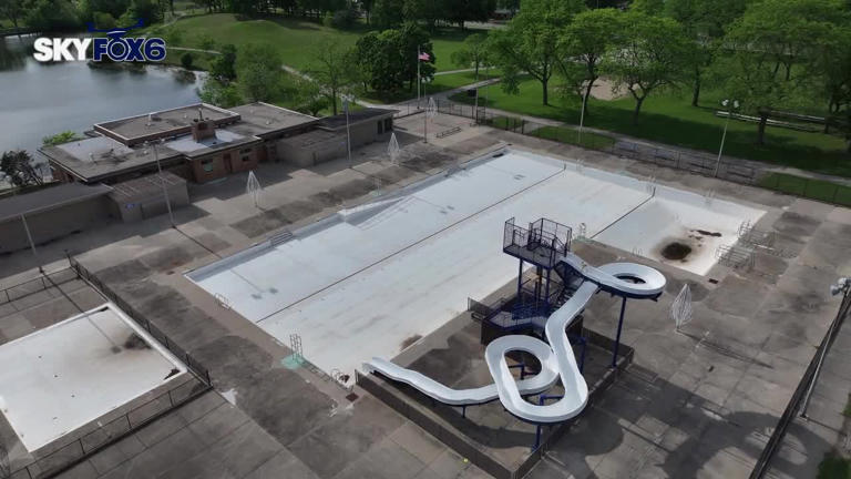 Milwaukee County pools; supervisors weigh closures, splash pads