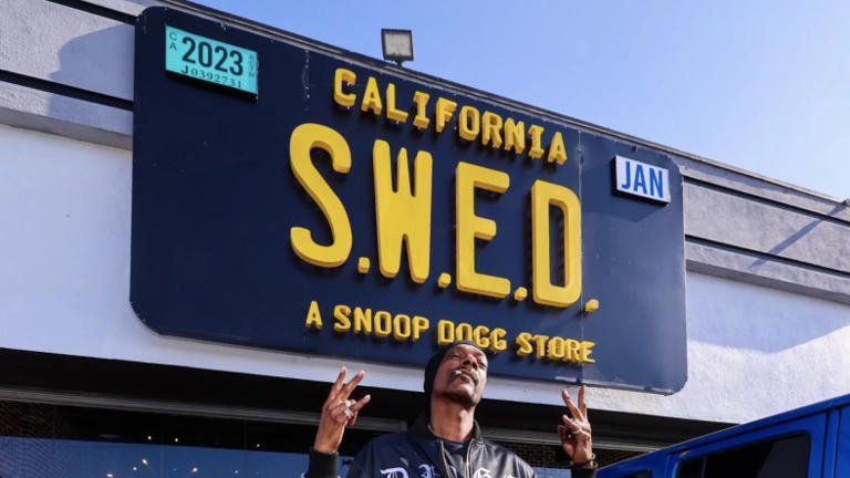 Snoop Dogg continues to go vertical with his Death Row Records empire