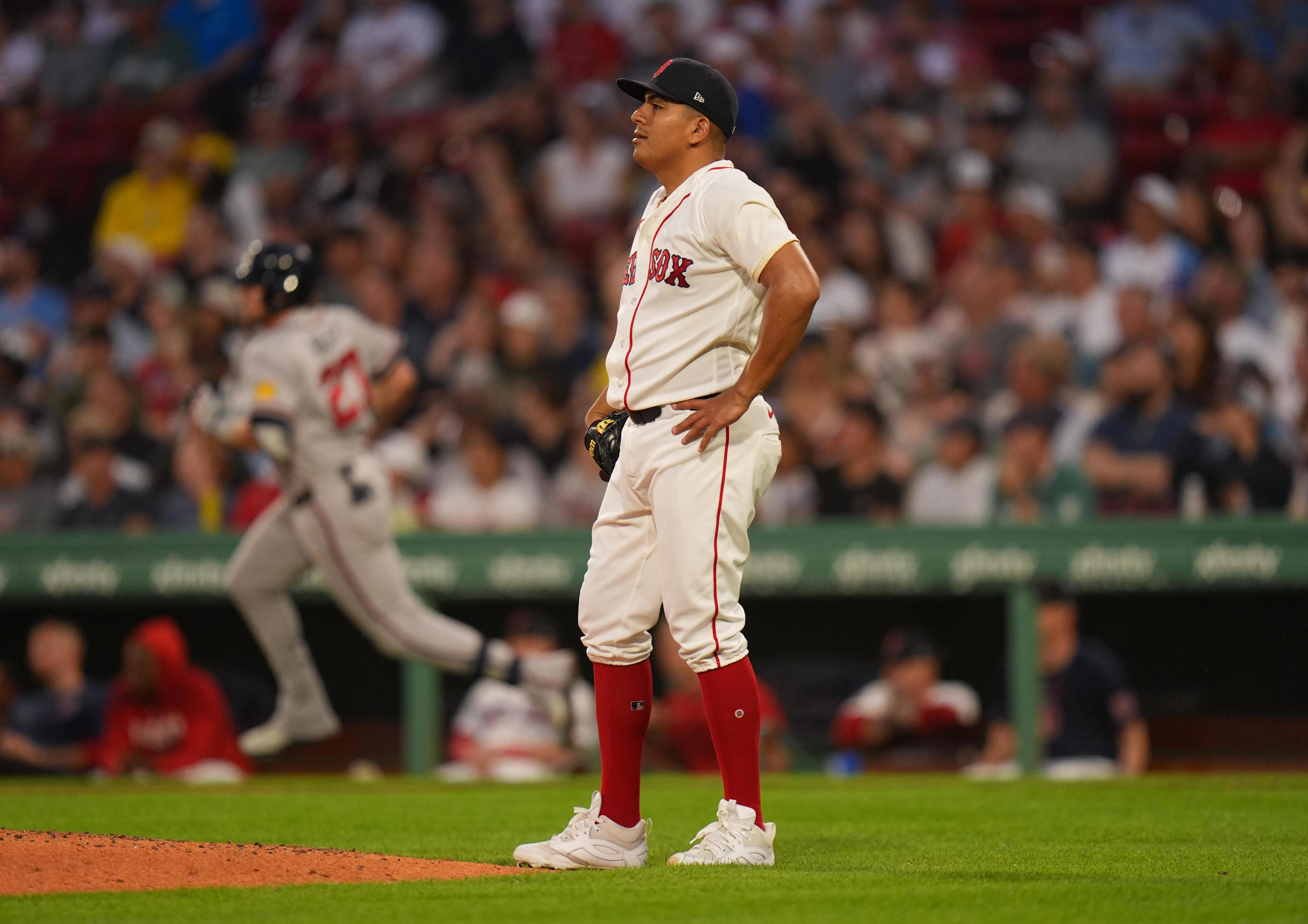Braves 7, Red Sox 6: Frustration factory at Fenway Park