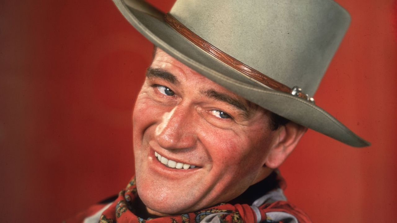 John Wayne used a bold accent chair to add personality to his '40s ...