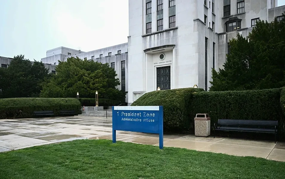 Former White House doctor calls Trump exam incomplete