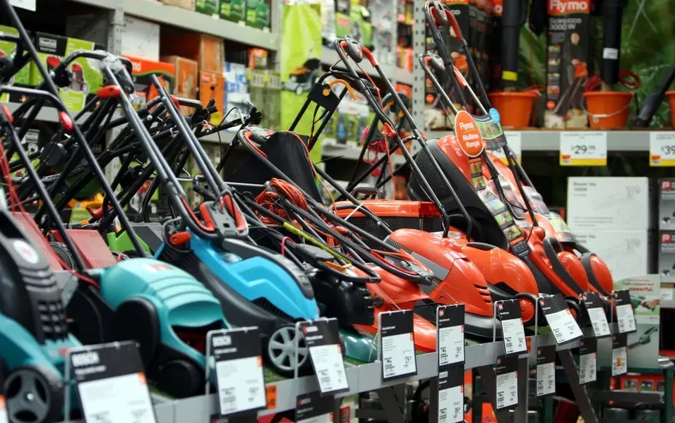 2026 electric lawn mowers boost power and runtime