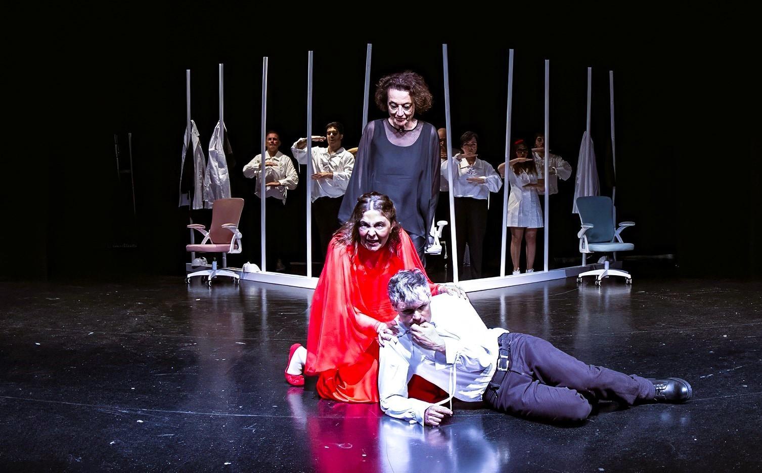 In ospedale per il troppo stress. Ecco il Macbeth 2.0 degli Evasi