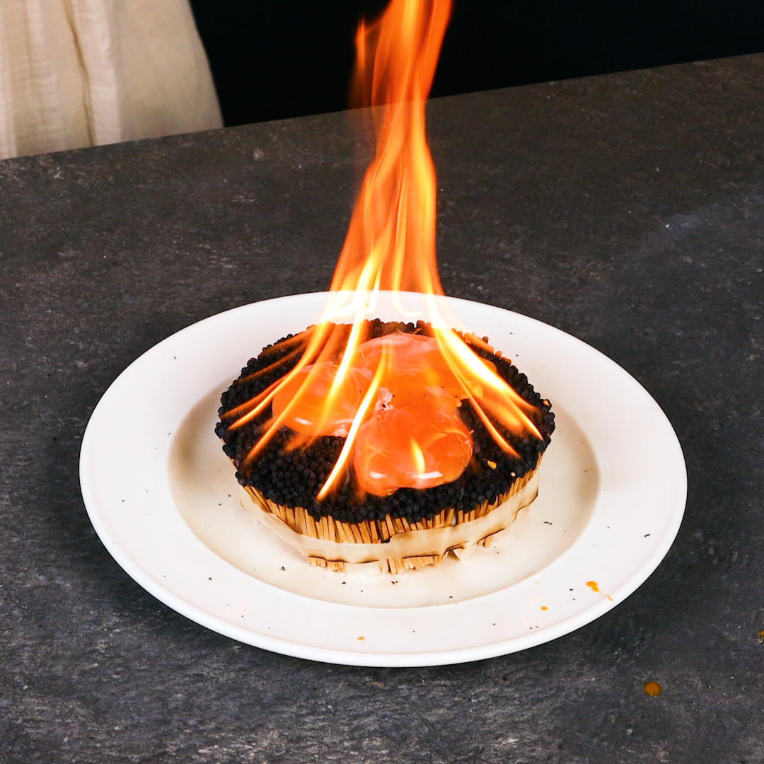 A unique experiment of cooking eggs using matches! 🤯🍳