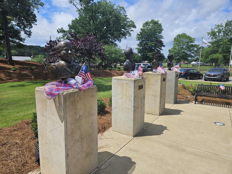 Trussville Memorial Day ceremony honors 2 fallen soldiers