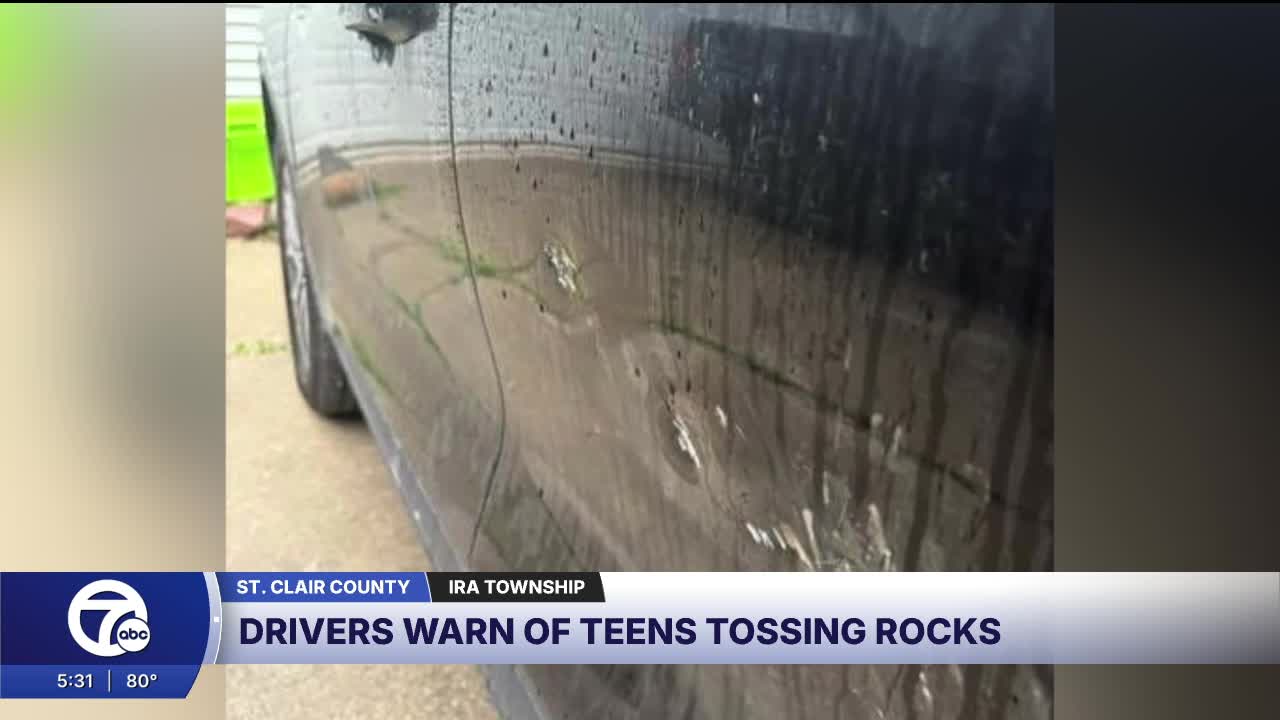 Drivers warn of teens tossing rocks in St. Clair County