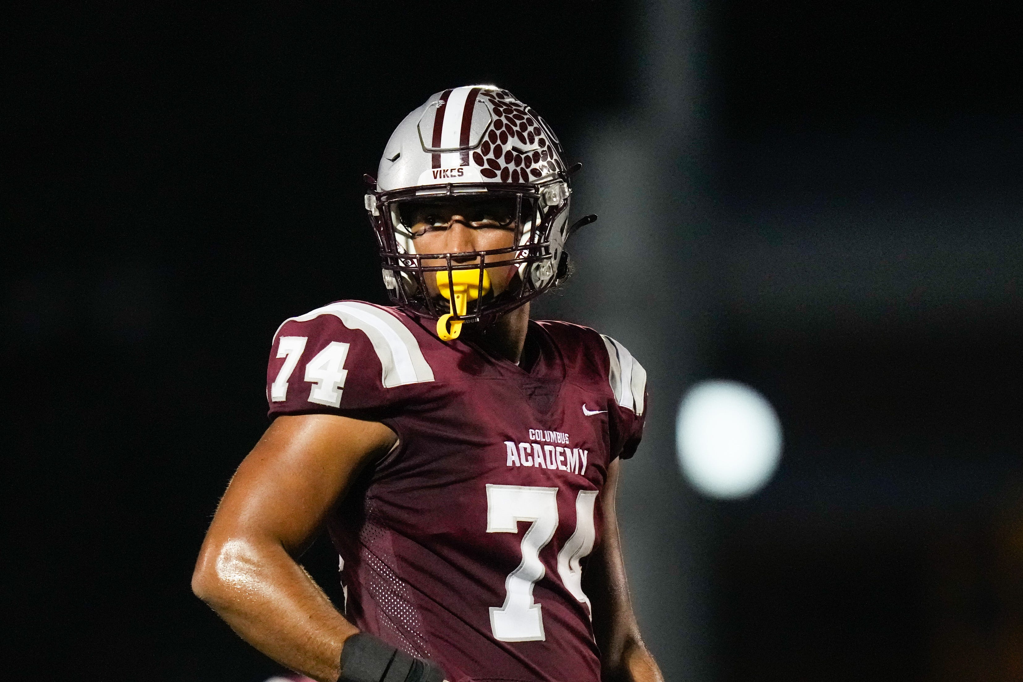 Indiana football recruiting momentum continues with defensive lineman ...