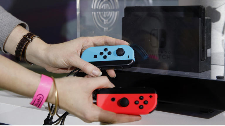 Your Nintendo Switch dock's USB port can do more than charge devices