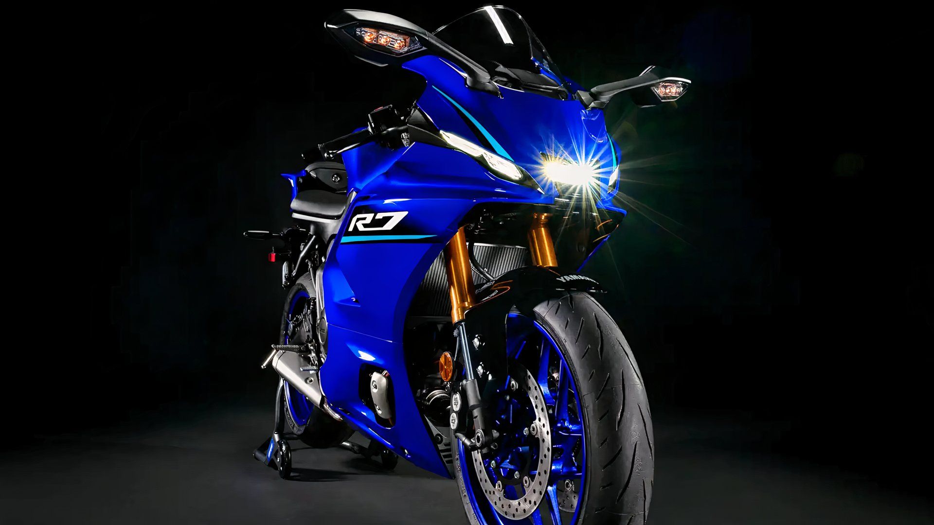 The Sports Bike That Feels Calmer Than Its Looks Suggest