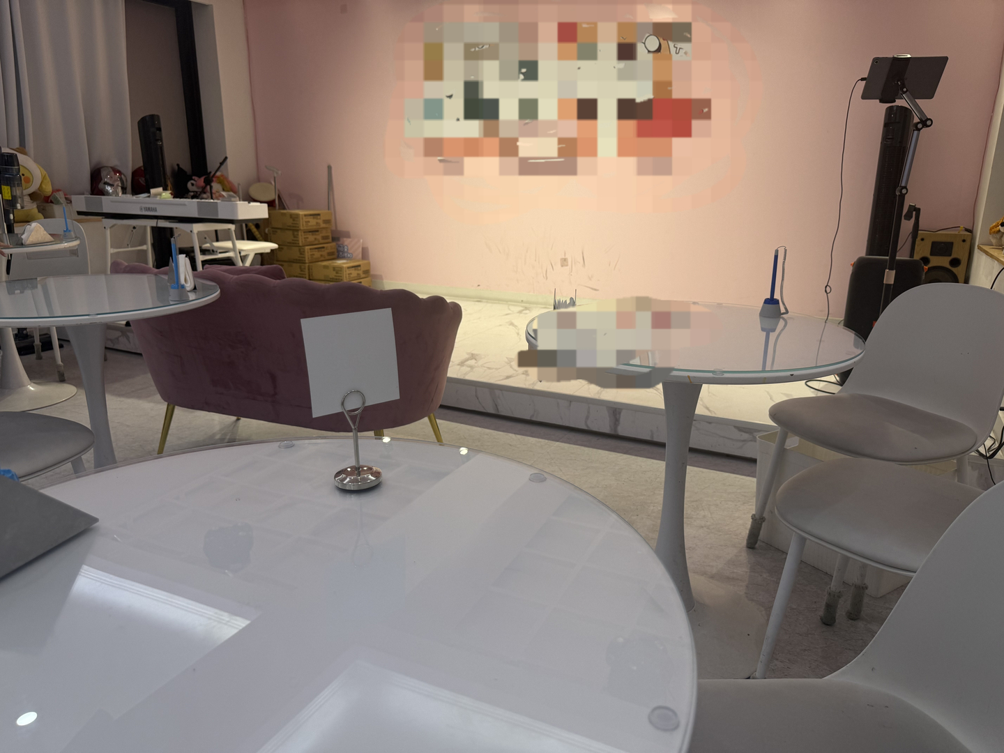 'Concept cafes' blur line between ordinary establishments, adult ...