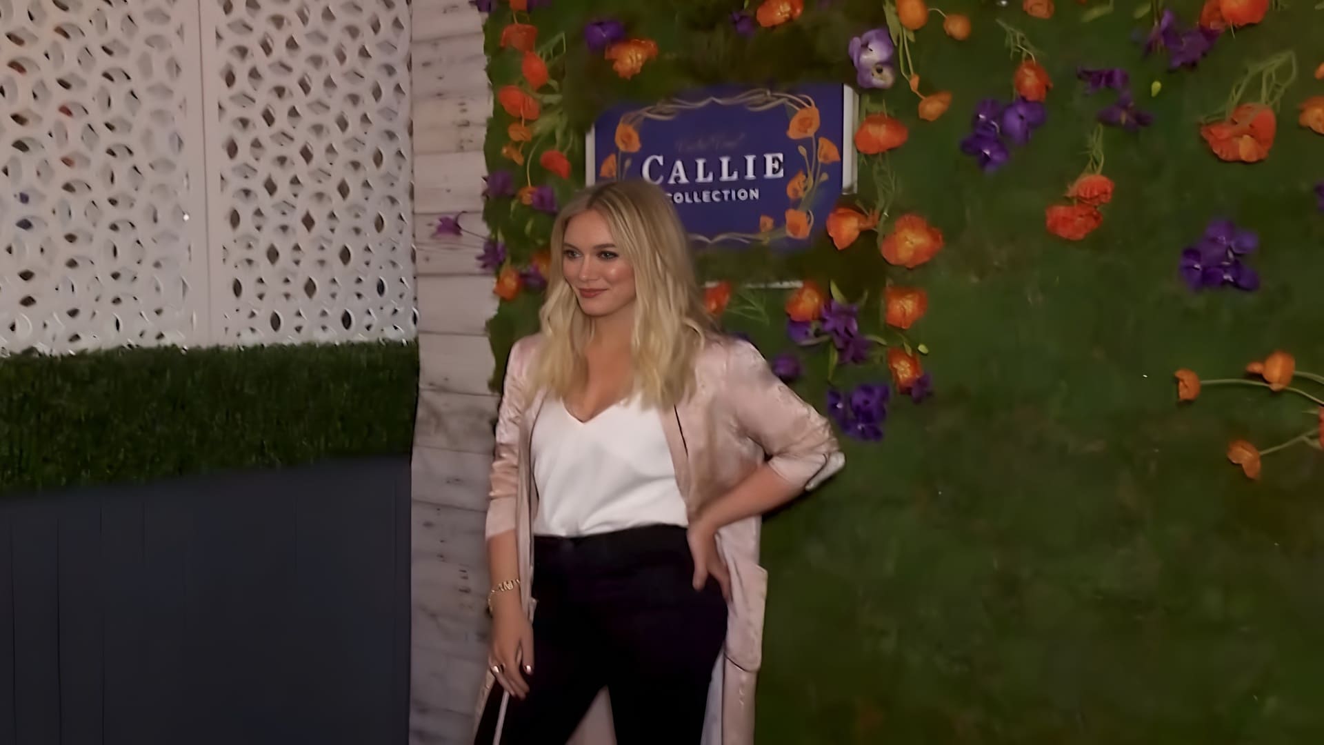 Hilary Duff returns to music and stage after childhood stardom