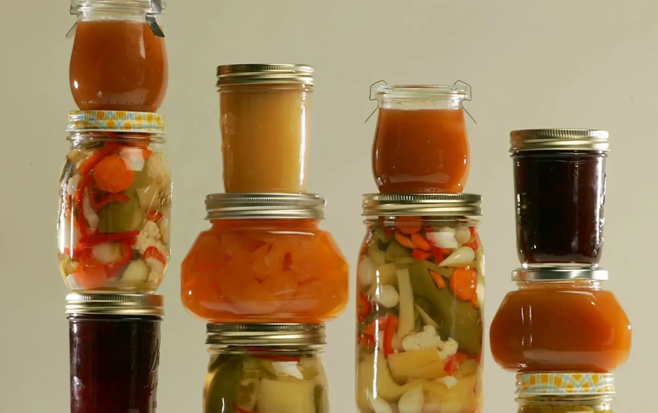 Mason jar magic for modern kitchens