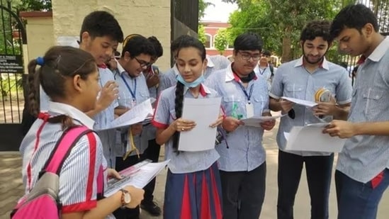 CBSE 'ignored' calls for regional trials before OSM rollout for Class ...
