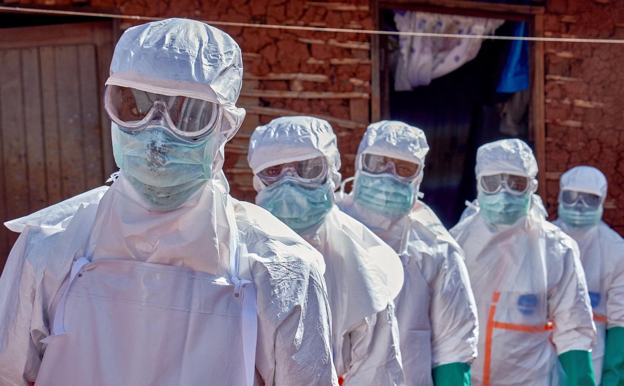 Canada limits travel, immigration from Ebola hot spots