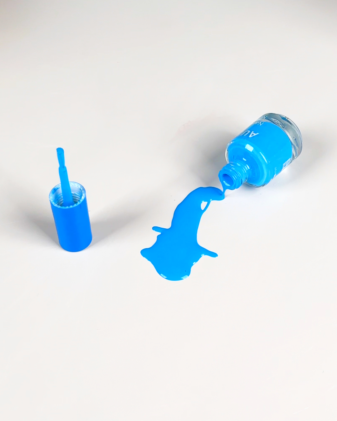Clean nail polish spills like a pro💅