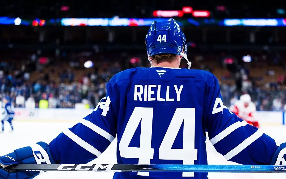 Rising NHL cap fuels trade buzz for star players