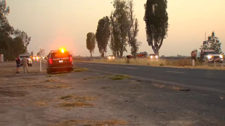 3 people killed in single-car crash in Tulare County, CHP says