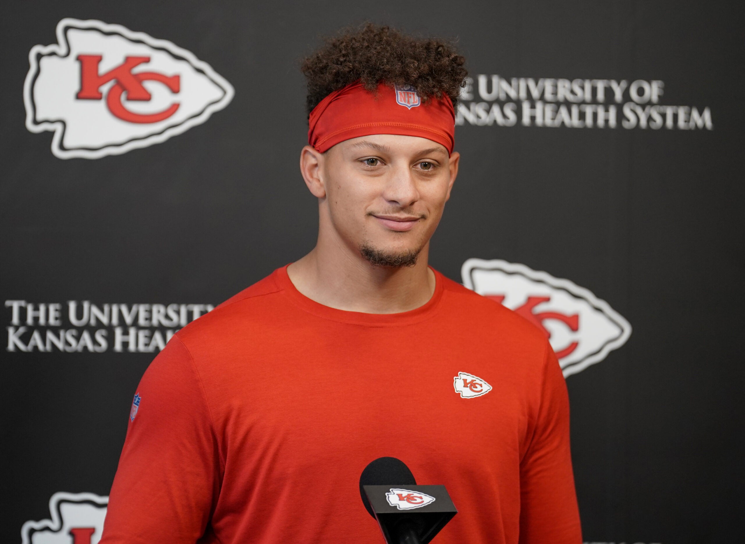 Kansas City Chiefs share first video of Patrick Mahomes from OTAs, and ...