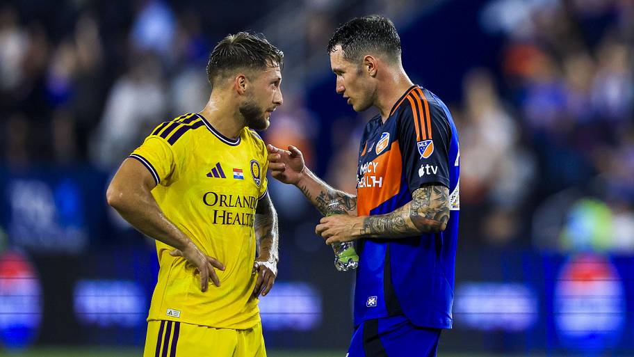 As one star player seemingly bails out, another shows him exactly how a ...