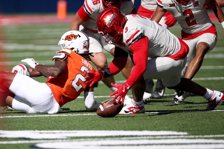 Arizona football: Tre Smith named to 2026 Lott IMPACT Award preseason ...