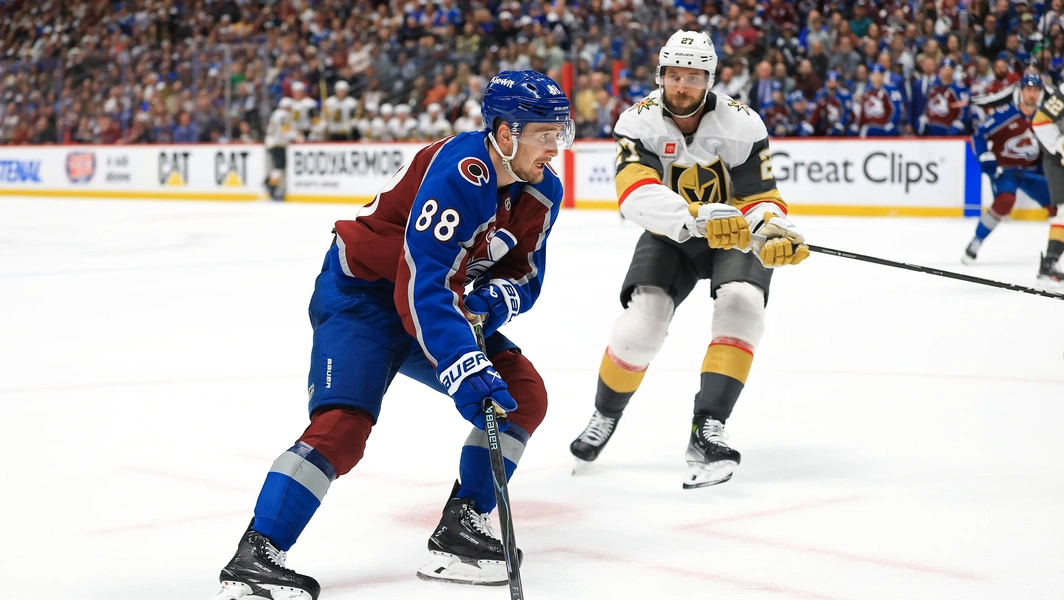MacKinnon to play injured as Avalanche face elimination