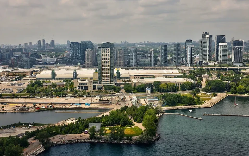Ontario breaks ground on $1B waterfront science centre project