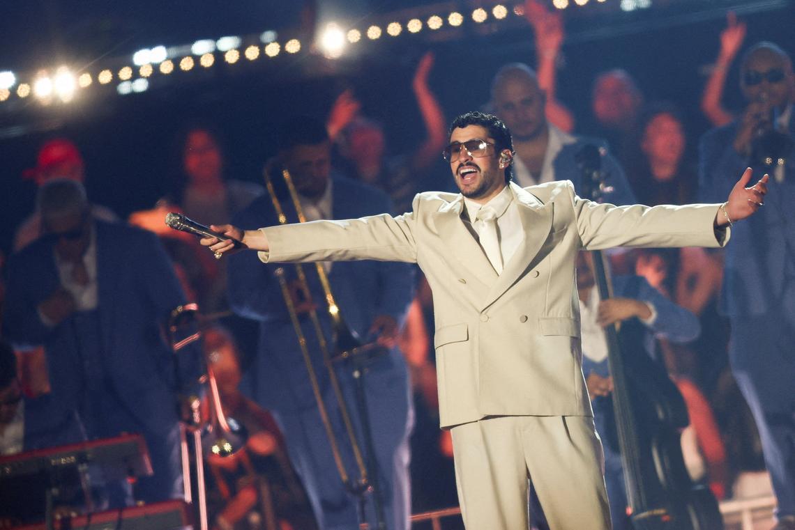 Bad Bunny se une al elenco de 'Toy Story 5' en el personaje de pizza ...