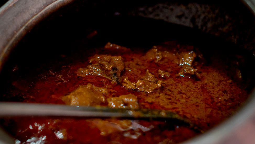 Weeknight curries that warm your soul fast