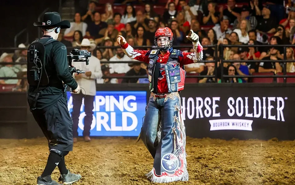 Rodeo contenders chase payouts as finals approach