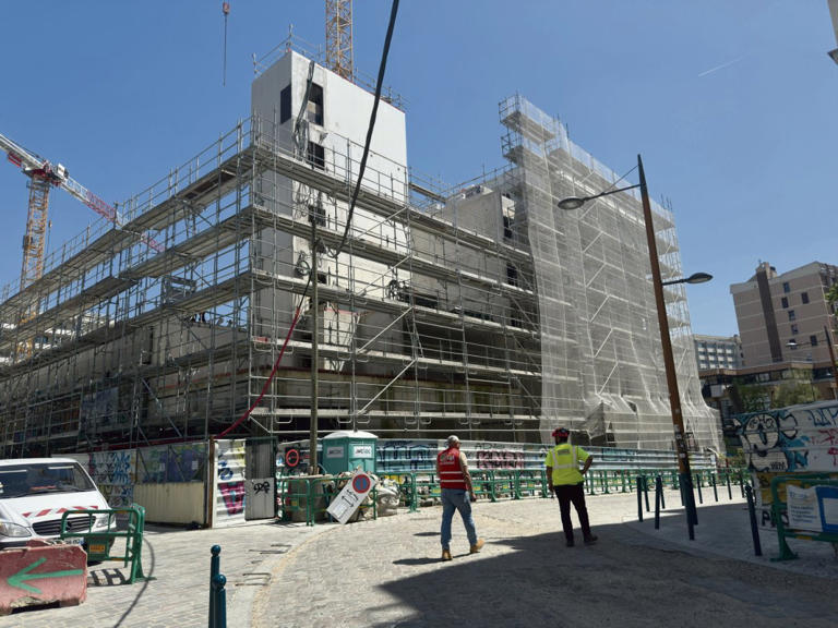Canicule au travail : à Pantin, les ouvriers d’un chantier Enedis ...