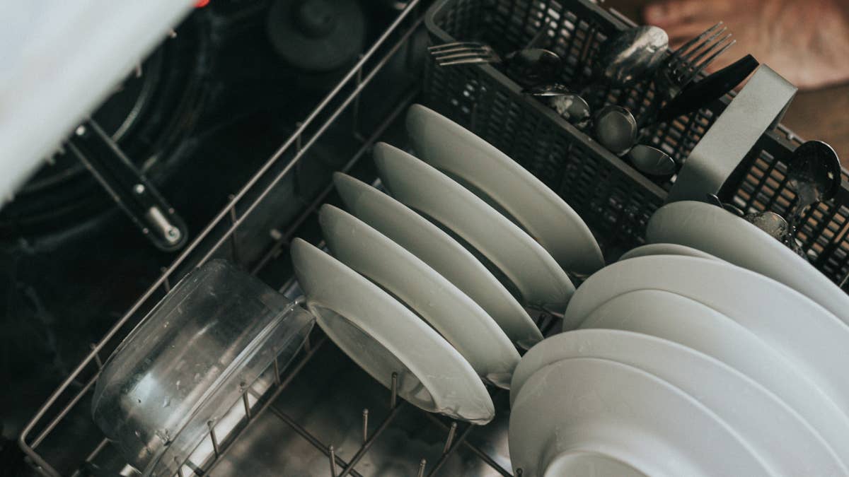 Brunch with Babs reveals expert tips for loading your dishwasher ...