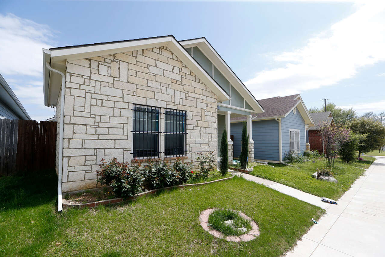 Dallas council members signal reluctance to raise property tax ...