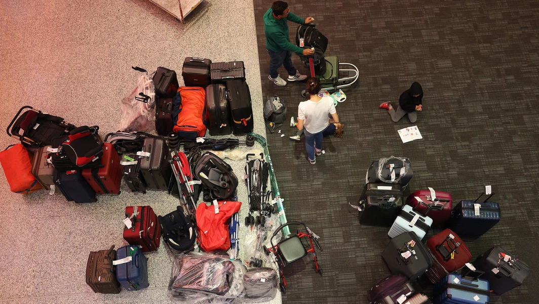 CTV probe finds 17 travellers caught in airport bag tag scam
