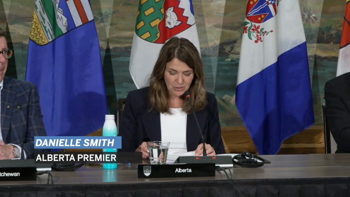 Western premiers talk unity at premiers' conference