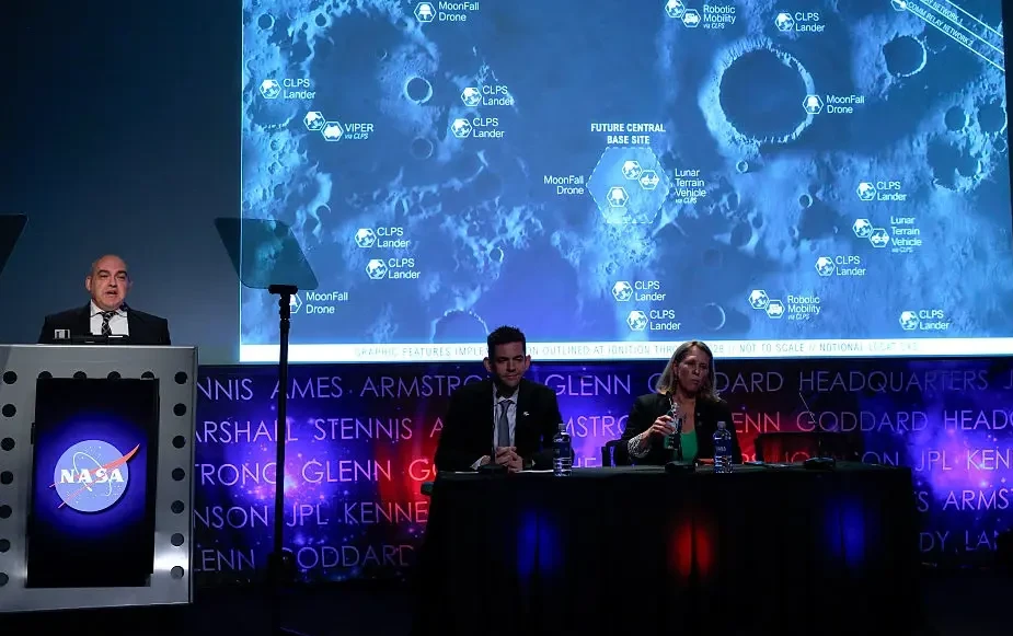 NASA awards major contracts to begin moon base project