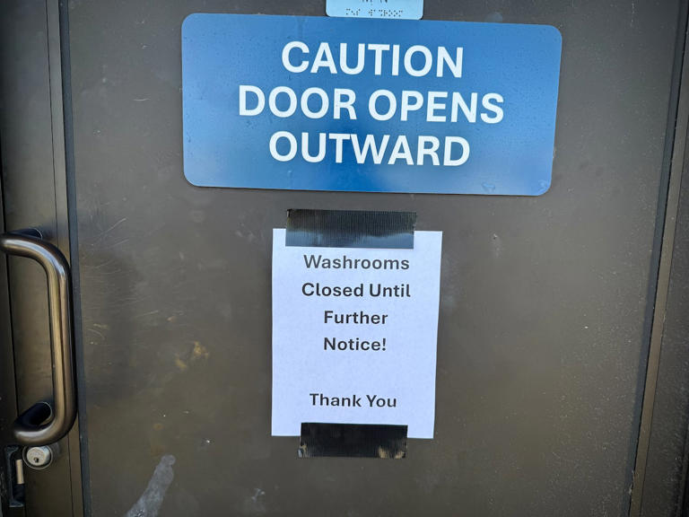'Do not flush' order issued to more than 43K Comox Valley residents ...